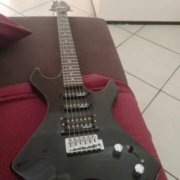 "warlock guitarra" - Instrumentos musicais no Brasil