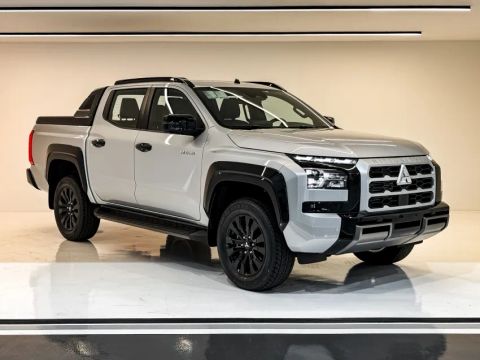 MITSUBISHI TRITON Usados e Novos - Brasília, DF