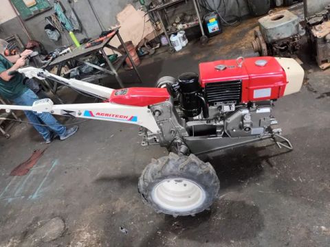 "micro trator agricola" - Tratores e máquinas agrícolas no Brasil