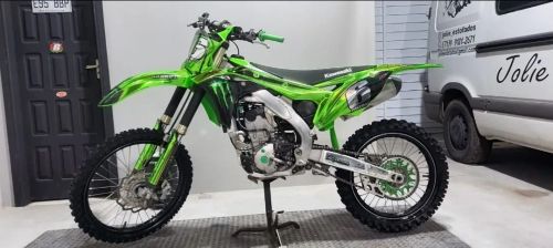 Motos KAWASAKI KX no Brasil