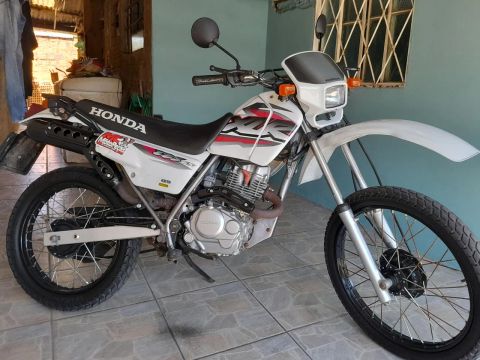 Motos HONDA XLR no Brasil