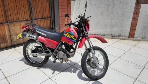 Motos HONDA XLR no Brasil