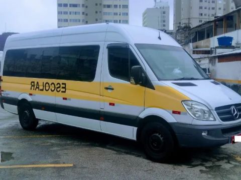 "carro escolar" no Brasil
