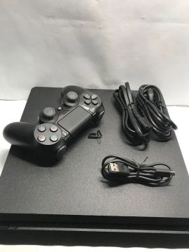 "console ps4 com 2 controles" - Consoles de Vídeo Game no Brasil