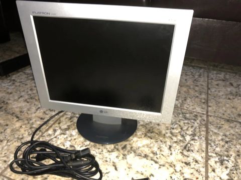 "monitor computador antigo" no Brasil