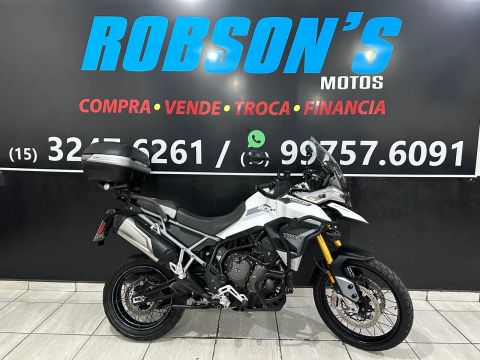 Motos TRIUMPH no Brasil