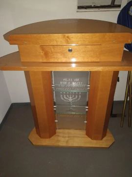 "pulpitos de madeira" no Brasil