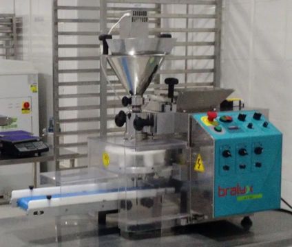 "maquinas de salgados bralyx" no Brasil