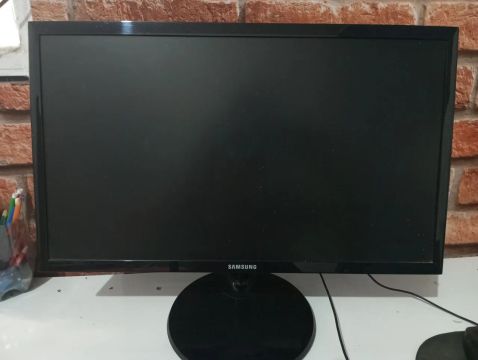 "monitor de pc 19 polegadas" - Monitores no Brasil
