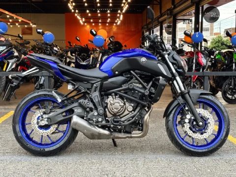 Motos YAMAHA MT-07/MT-07 no Brasil