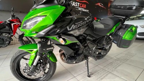 Motos KAWASAKI VERSYS no Brasil