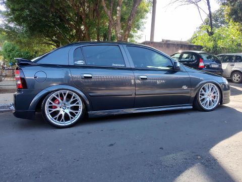 "chevrolet astra ss" - Carros Usados e Novos à venda