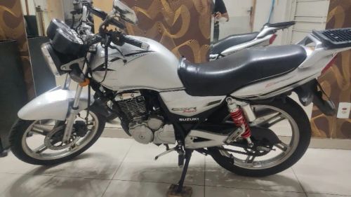 Motos SUZUKI GSR 2016 no Brasil