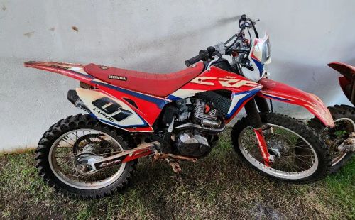 Motos HONDA CRF 2016 no Brasil