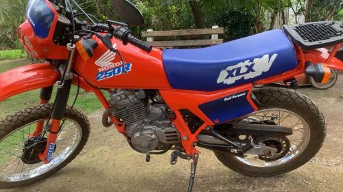 Motos HONDA XLX no Brasil