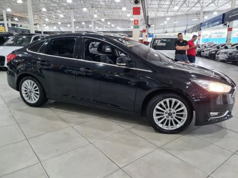 FORD FOCUS 2018 Usados e Novos