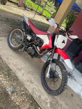 Motos HONDA XLR no Brasil