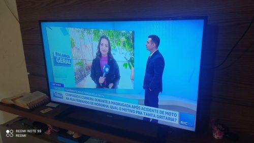 "tv philips 40 polegadas led" - TVs no Brasil