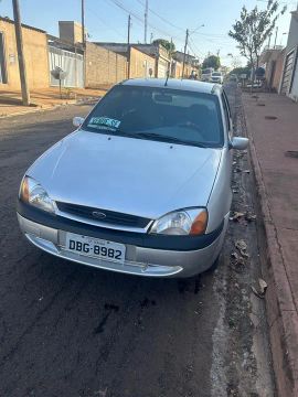 Carros 2000 Usados e Novos à venda