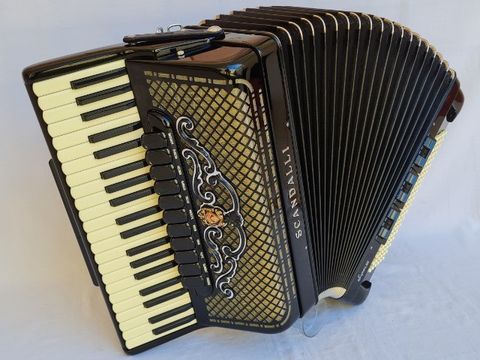 "acordeon quarta de voz" - Instrumentos musicais no Brasil