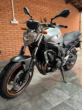 Motos YAMAHA FZ6 2009 no Brasil
