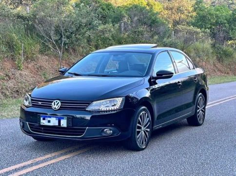 VOLKSWAGEN JETTA 2011 Usados e Novos