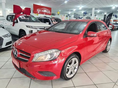 MERCEDES-BENZ A-200 2015 Usados e Novos