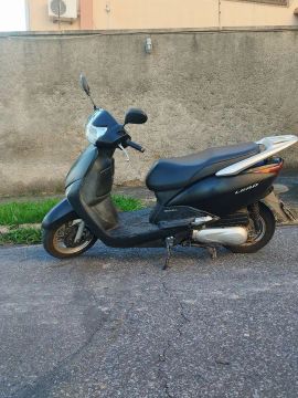 Motos HONDA LEAD no Brasil