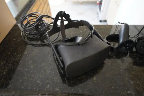 "oculus rift cv1" no Brasil