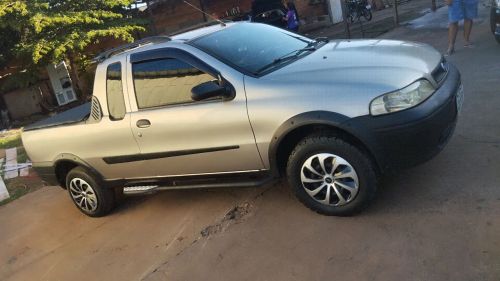 FIAT STRADA 2002 Usados e Novos