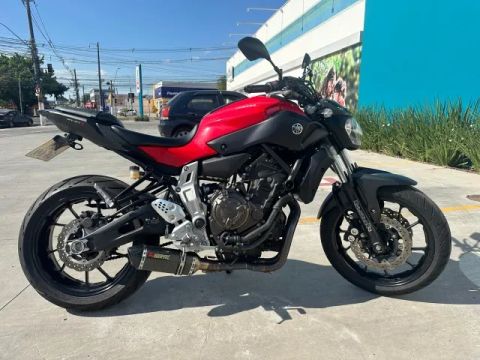 Motos YAMAHA MT-07/MT-07 2016 no Brasil