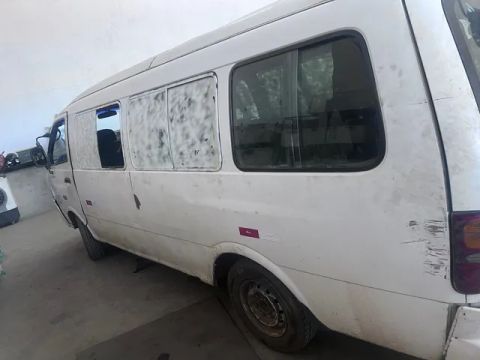 KIA MOTORS BESTA Usados e Novos