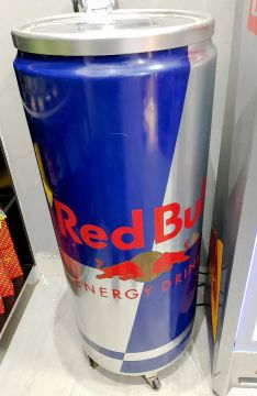 "geladeira red bull" - Geladeiras e Freezers no Brasil