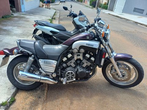 Yamaha vmax olx store