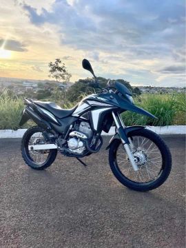Motos HONDA XRE 2015 no Brasil