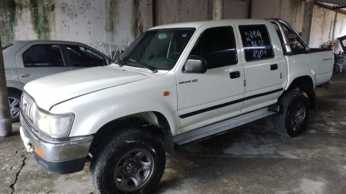 TOYOTA HILUX 2004 Usados e Novos