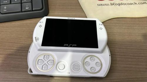 "psp go desbloqueado" - Consoles de Vídeo Game no Brasil