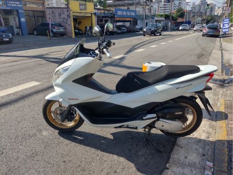Motos HONDA PCX 2016 no Brasil