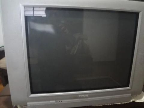 "tv de tubo" - TVs no Brasil
