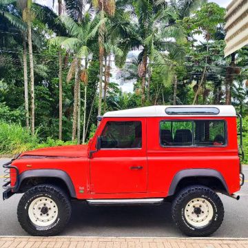 "defender 90" no Brasil