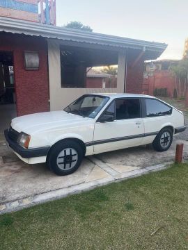 hatches CHEVROLET MONZA Usados e Novos