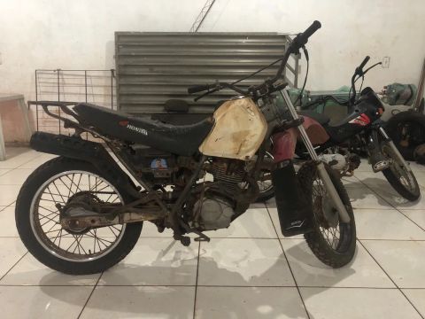 Motos HONDA XLR no Brasil