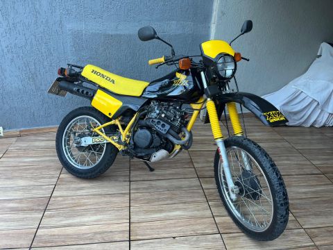 Motos HONDA XLX no Brasil