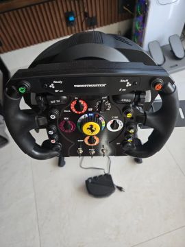 "thrustmaster t300" no Brasil