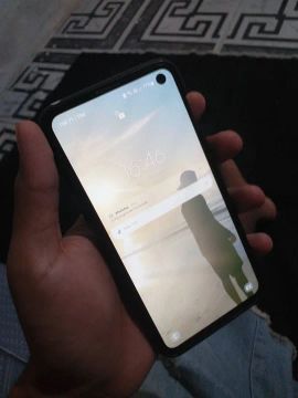 Celulares SAMSUNG GALAXY S10E Usados, seminovos e Novos no Brasil