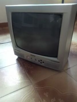 "tv antiga 14 polegadas" - TVs no Brasil