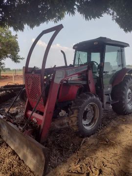 "trator massey ferguson 4275" - Tratores e máquinas agrícolas no Brasil