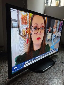 "tv antiga 50 polegadas" - TVs no Brasil