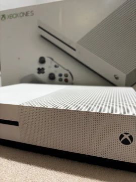"microsoft xbox one s 1tb" - Consoles de Vídeo Game no Brasil