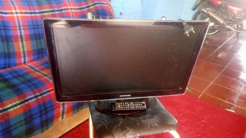 "tv monitor samsung 24 polegadas lcd" no Brasil